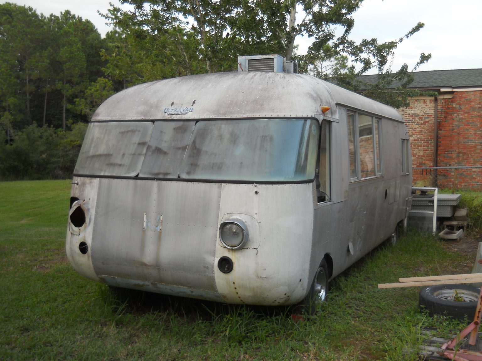 Ultra Vans For Sale ⋆ Ultra Van Motor Coach Club