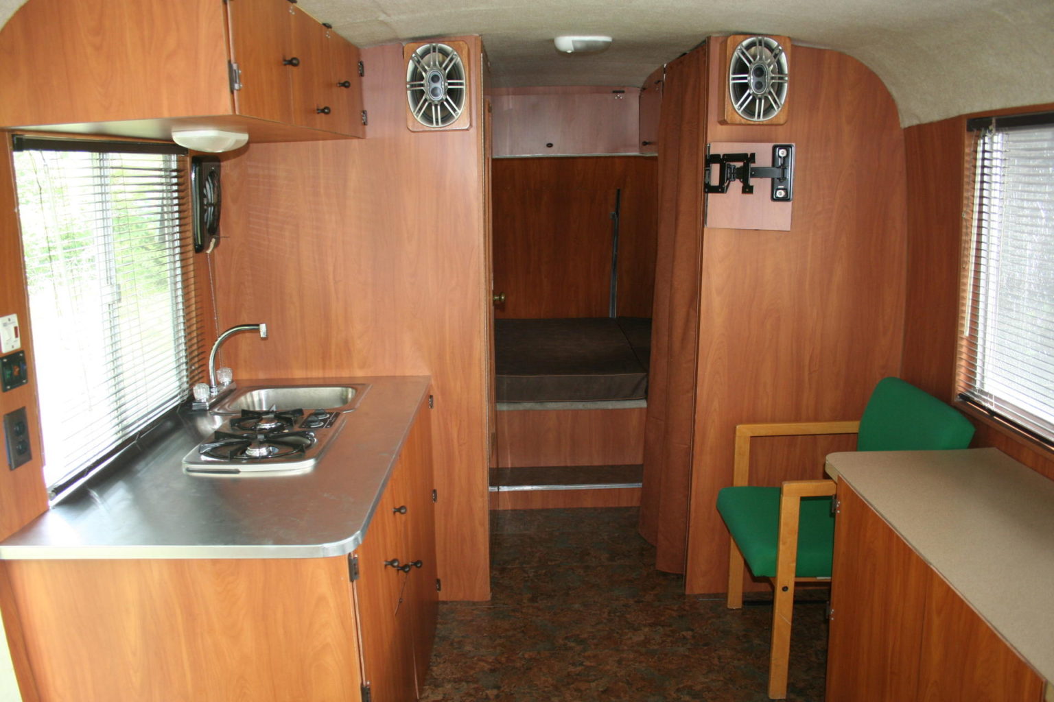 The First Ultra Vans ⋆ Ultra Van Motor Coach Club